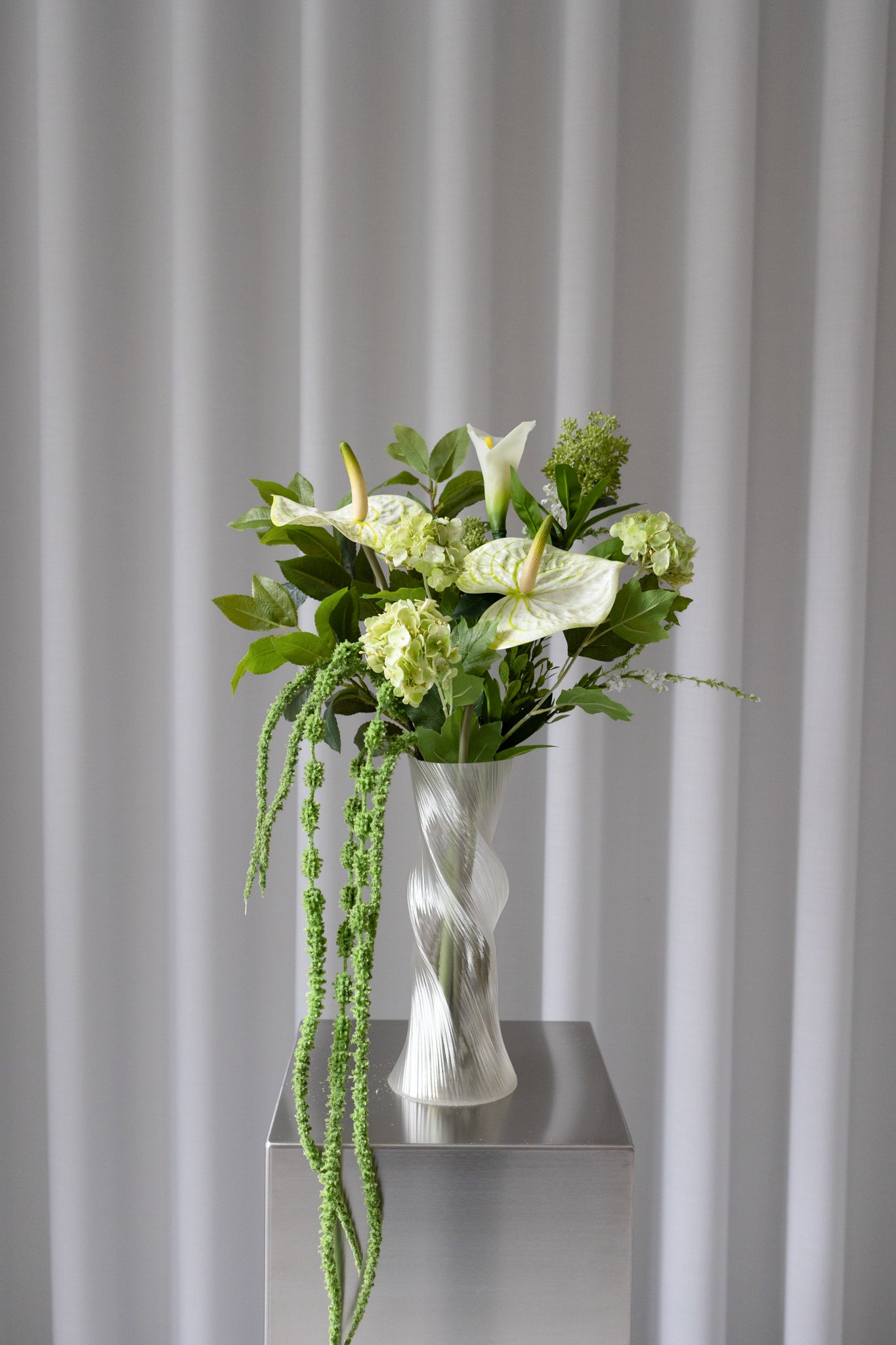 Botanical Breeze Bouquet | Fresh and Elegant Flowers for Any Occasion
